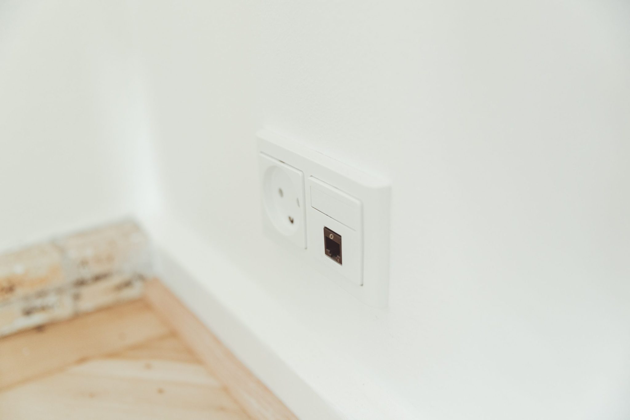 Vandskade og Strøm: Sikkerhed og Forebyggelse - SAK-Electric